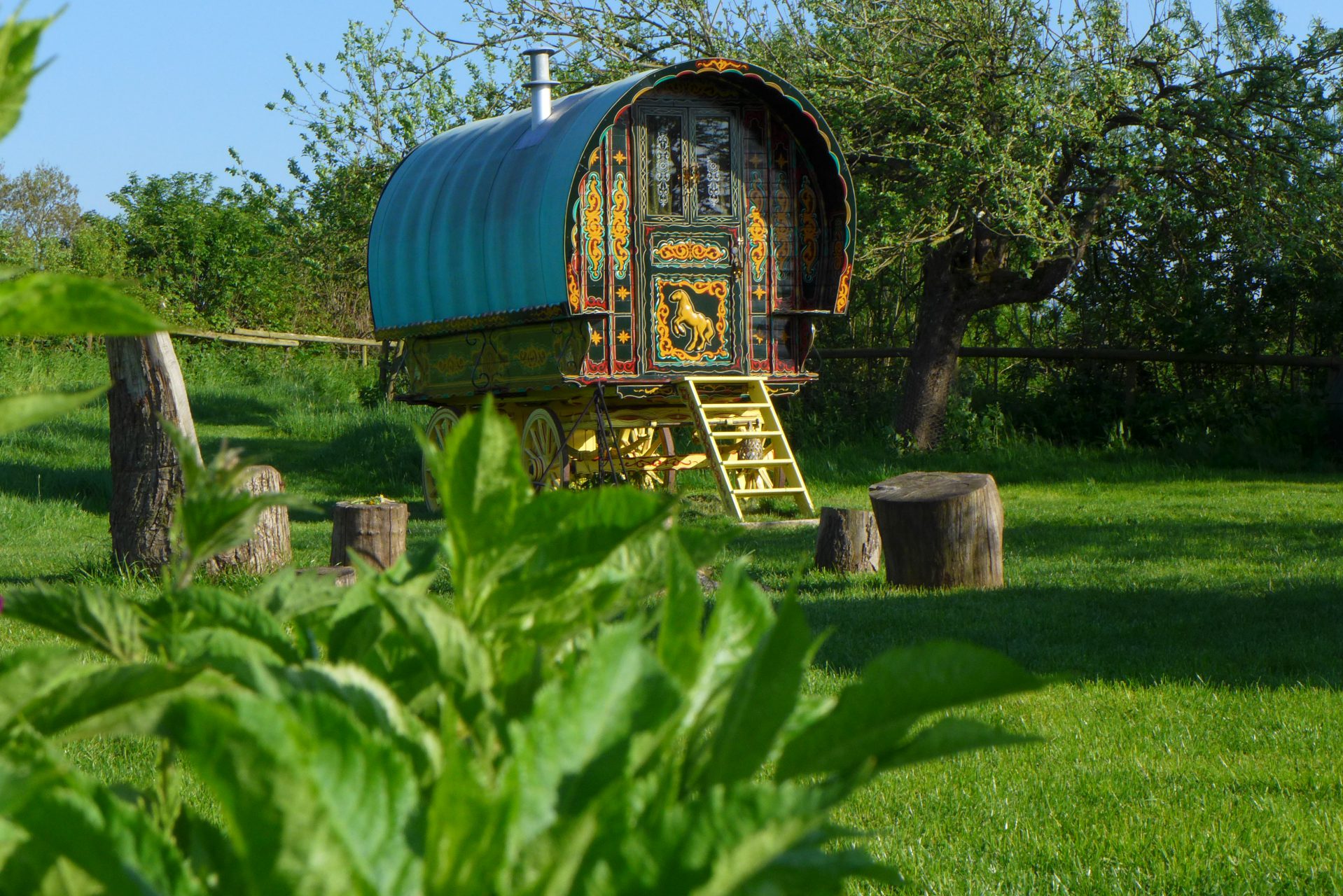Gypsy Caravan Breaks - Stay and relax in a beautiful gypsy caravan